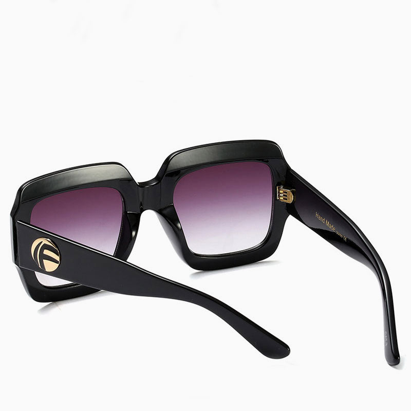 Tinted Square Gradient Sunglasses - Black – Obzuu